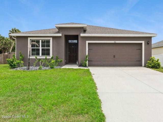 886 Pyracantha St NW, Palm Bay, FL 32907
