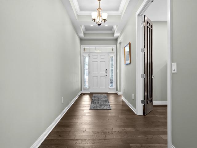8874 Oak Meadow Cove