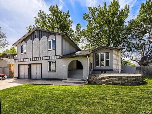 8874 W Harvard Dr, Lakewood, CO 80227