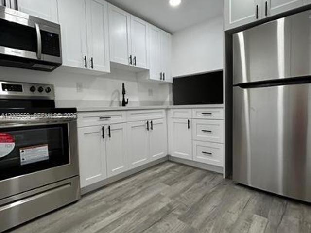 8875 Fontainebleau Blvd, Unit 201, Miami, FL 33172 | MLS #A12009