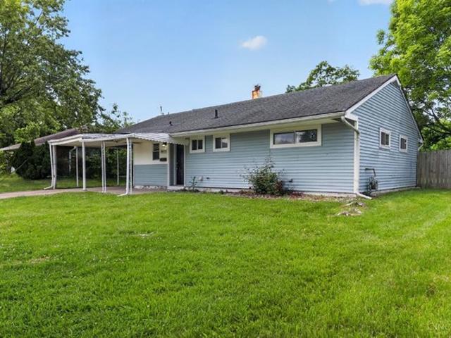 8877 Balboa Dr, Springfield Township, OH 45231