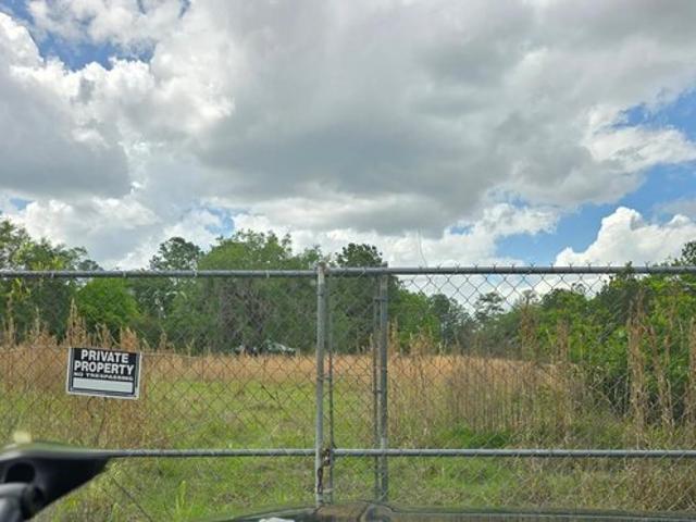 8878 SE 180th Avenue Rd, Ocklawaha, FL 32179