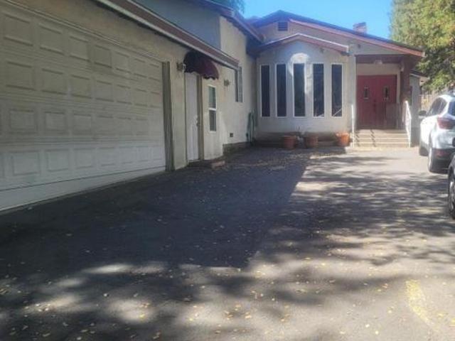 8879 Sunset Ave, Fair Oaks, CA 95628