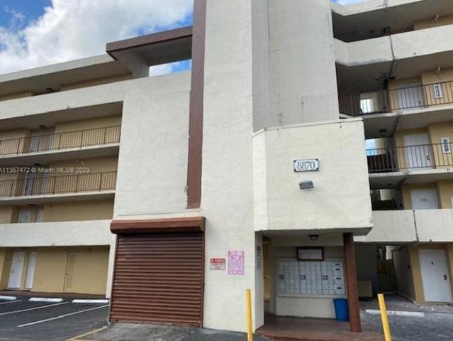8870 Fontainebleau Blvd #502, Miami, FL 33172