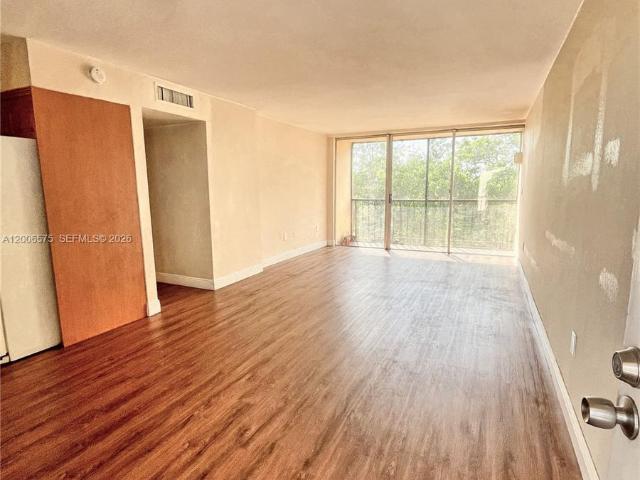 8870 Fontainebleau Blvd, Unit 409, Miami, FL 33172 | MLS #A12006 | Compass