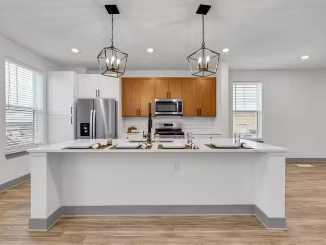 8871 Meridian Trl, Woodbury, MN 55125 MLS #6670604