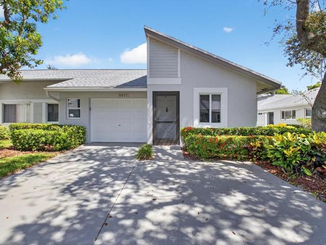 8871 Sunscape Ln, Boca Raton, FL 33496