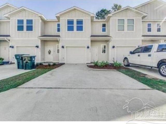 8872 Brigade Trl, Pensacola, FL 32534
