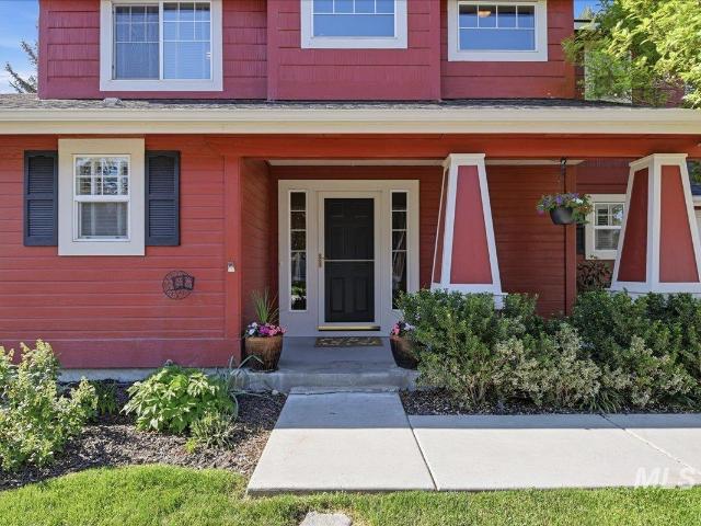 8873 W Hepburn Ln