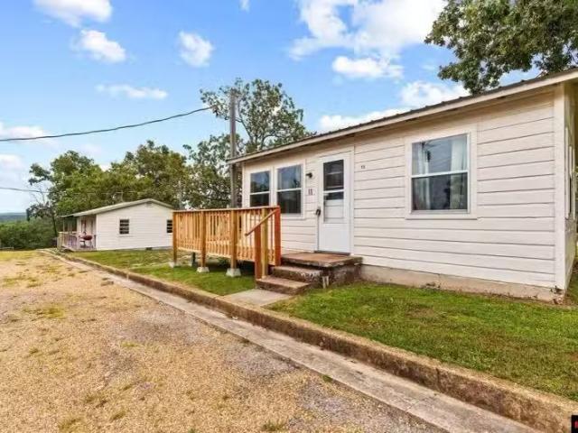 887 CABIN 11 HOWARD CREEK ROAD, MIDWAY, AR 72651 Single Family.