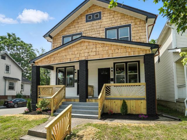 887 E Livingston Avenue