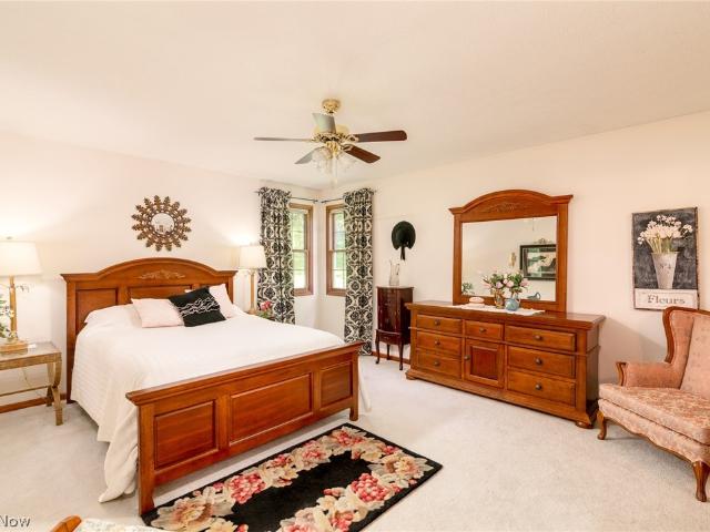 887 Manor Circle