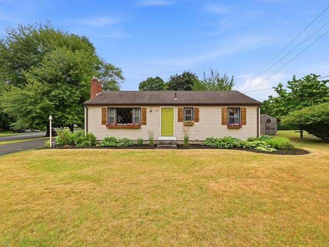 887 North St, Agawam, MA 01030