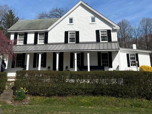 887 W King Rd, Malvern, PA 19355