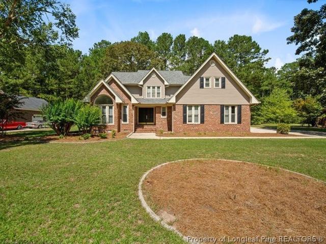 887 Three Wood Dr, Fayetteville, NC 28312