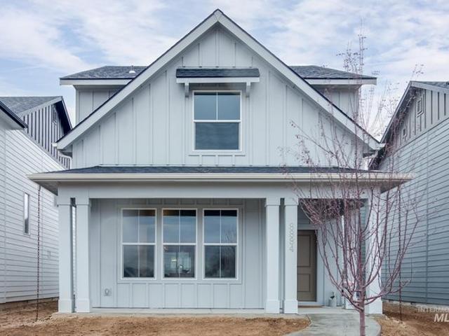 8884 W Hill Road Pkwy, Boise, ID 83714