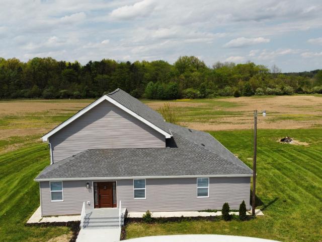 8885 Peters Road