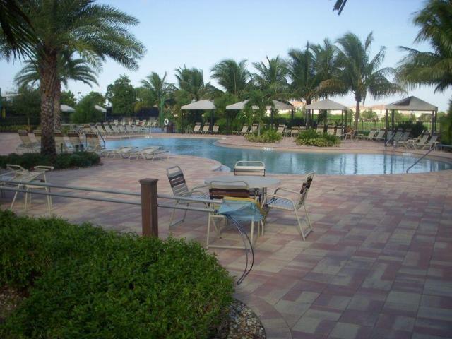 8887 Chestnut Ridge Way, Boynton Beach, FL 33473 | MLS #B26011
