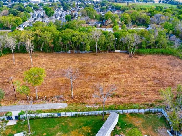 8888 Freeland St, Houston, TX 77075 | MLS #57517 | Compass