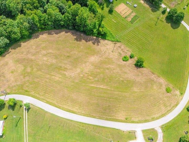 8888 Little Arthur Ridge Rd, East Bernstadt, KY 40729