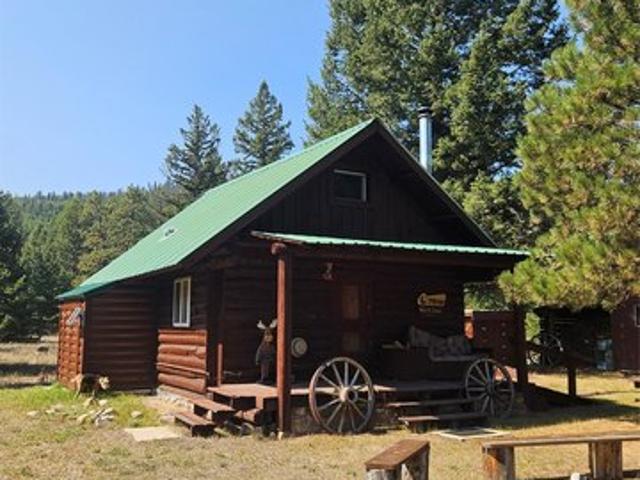 8880 Elk Trail Loop, Lincoln, MT 59639