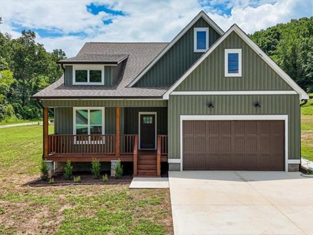 8880 Griffith Hwy, Whitwell, TN 37397