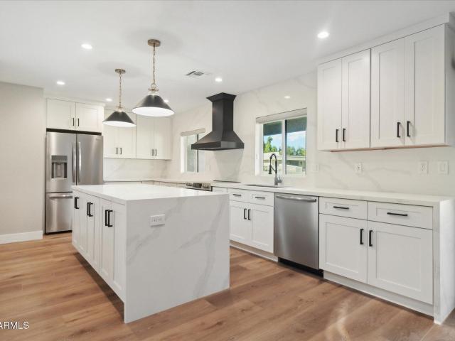 8882 N 82ND Lane