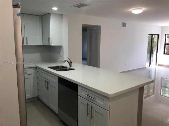 8883 Fontainebleau Blvd, Unit 101A, Miami, FL 33172 | MLS #A11973