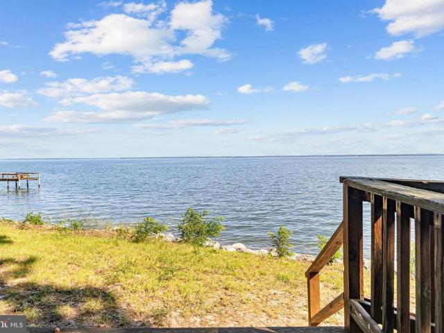 888 Cabin Point Drive