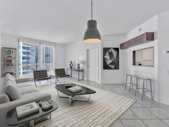 888 Brickell Key Dr, Unit 2201, Miami, FL 33131 | MLS #A11995