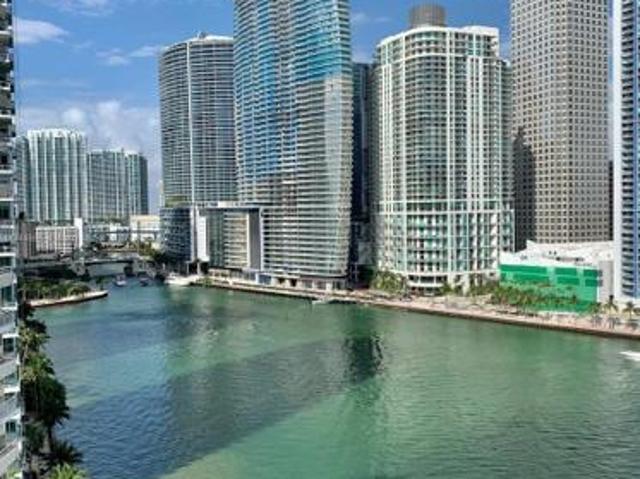 888 Brickell Key Dr #1612, Miami, FL 33131