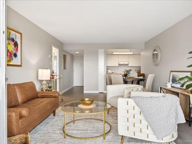 888 N Logan Street # 10D