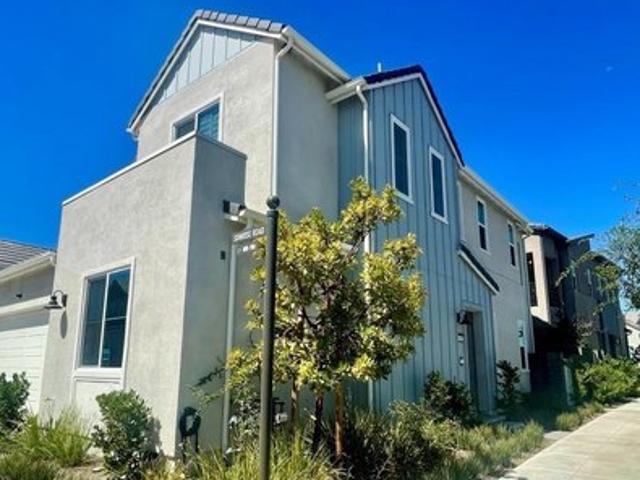 888 Sunrise Rd, Ladera Ranch, CA 92694