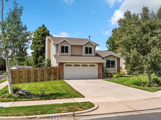 888 Rice Cir, Farmington, UT 84025