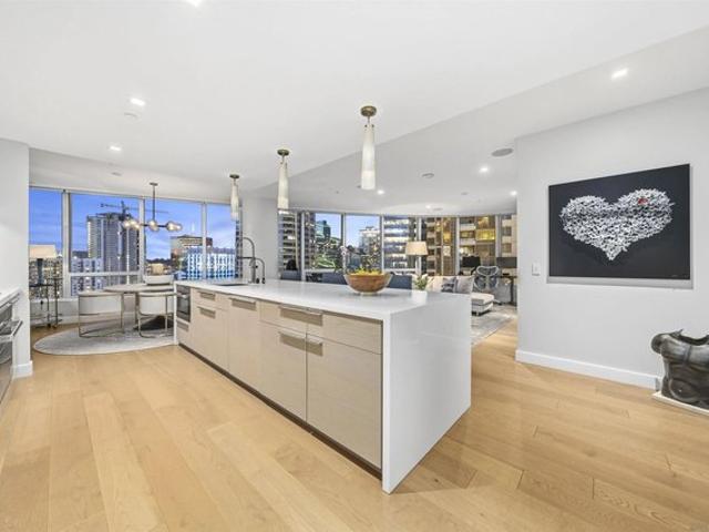 888 W E St Unit 2405, San Diego, CA 92101