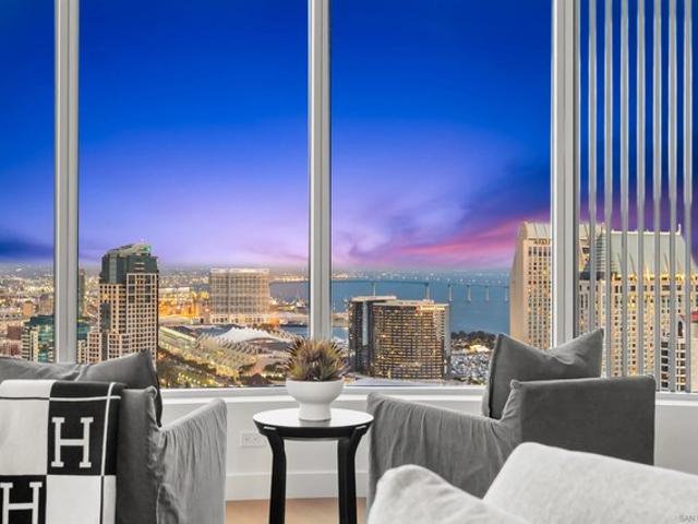888 W E St Unit 3904, San Diego, CA 92101