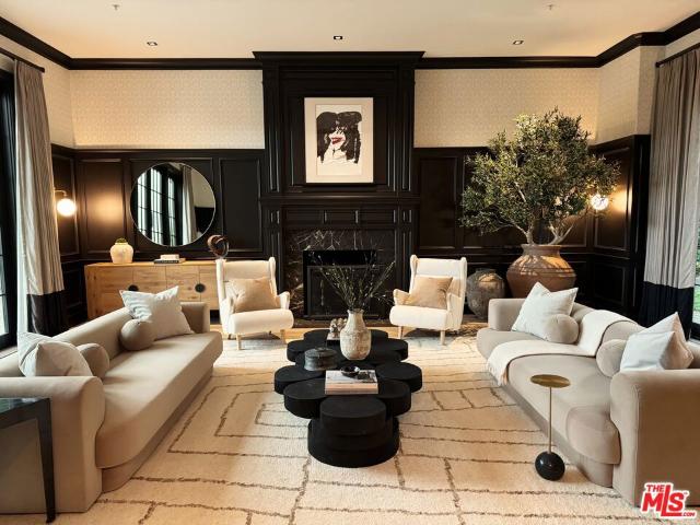 888 Toulon Drive