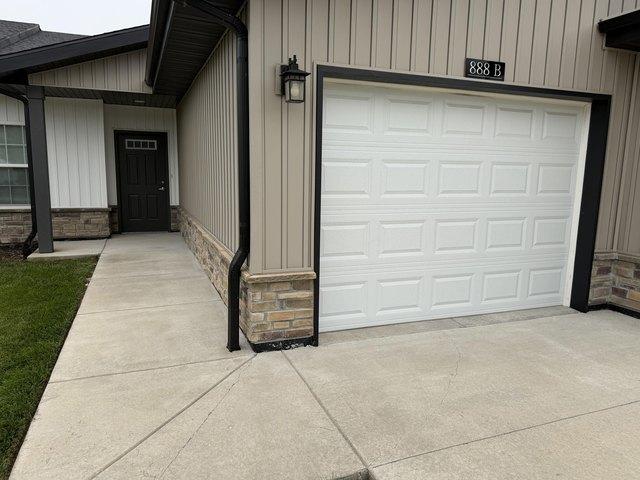 888B W Logan St, Rogersville, MO 65742