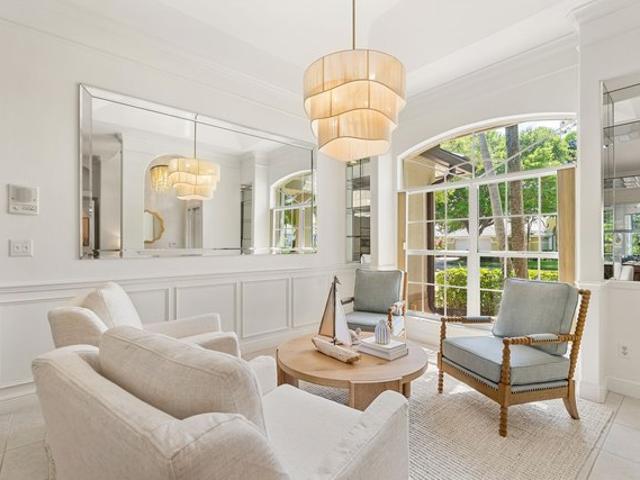 8894 Lely Island Cir, Naples, FL 34113
