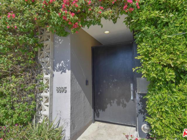 8895 Appian Way, Los Angeles, CA 90046 | MLS #26657 | Compass
