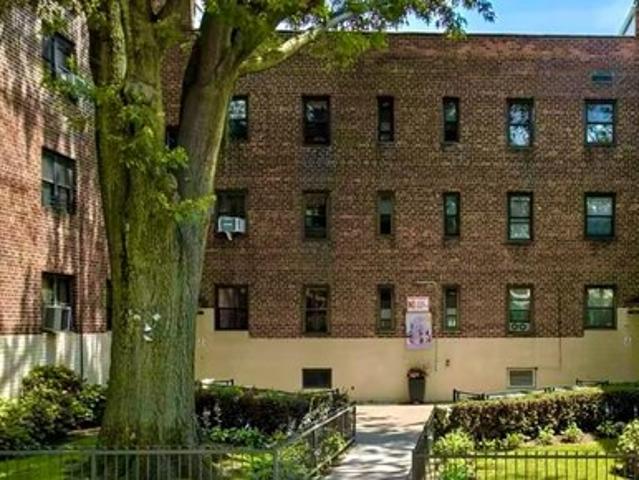 8895 Bay 16th St Unit 2B, Brooklyn, NY 11204