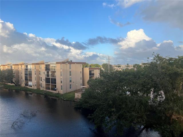 8895 Fontainebleau Blvd, Unit 407, Miami, FL 33172 | MLS #A11948