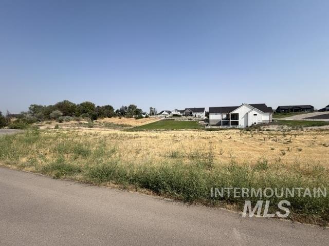 8898 Double Shot Hollow Ln, Middleton, ID 83644