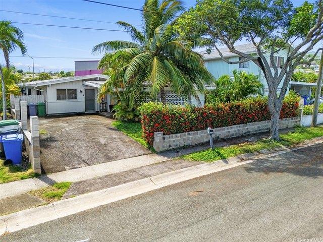 889 Alahaki St, Kailua, HI 96734