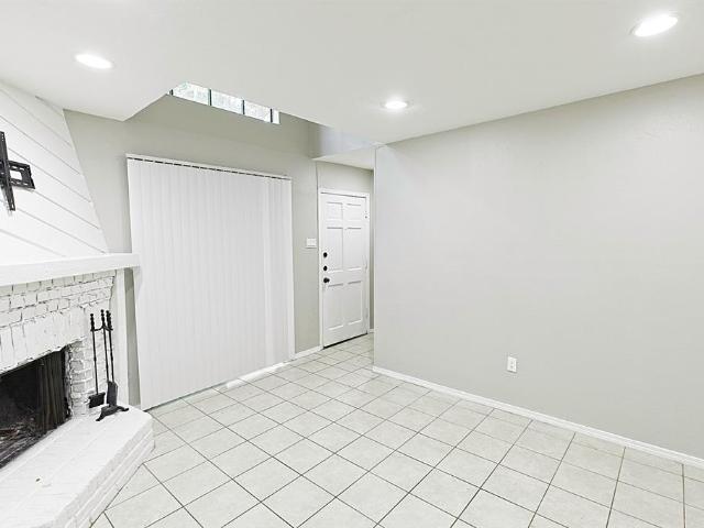 889 Dublin Drive # D
