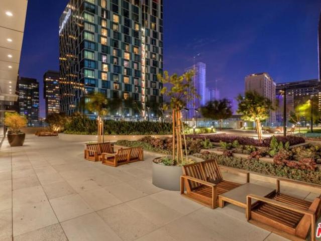 889 Francisco St 2402, Los Angeles, CA