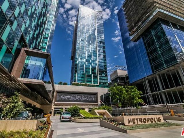 889 Francisco St #2701, Los Angeles, CA 90017