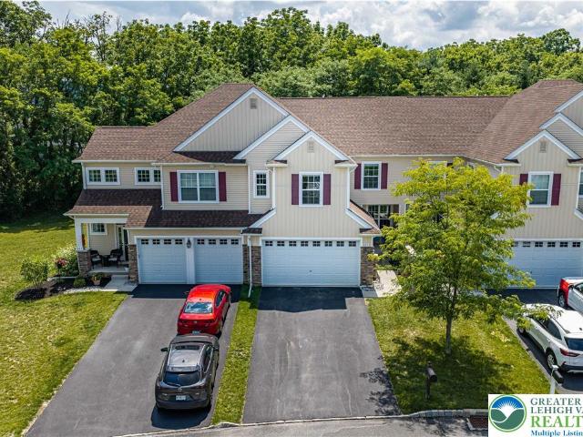 889 Iron Lane