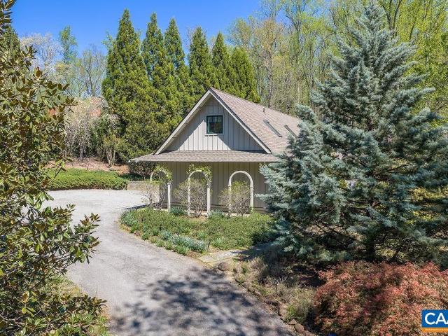 889 Old Garth Rd