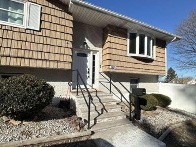 889 North St, Freeland, PA 18224